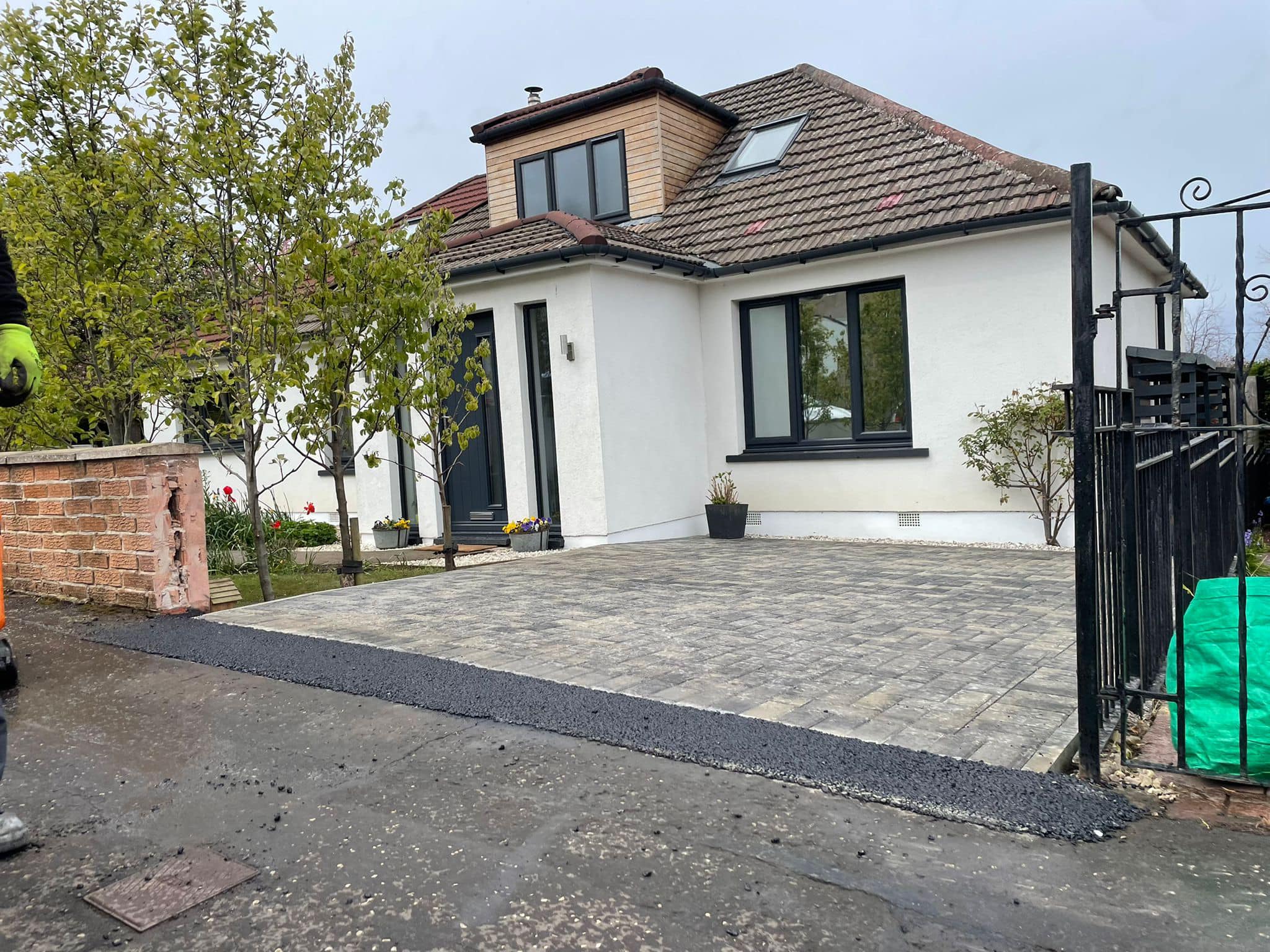 Convert Garden to Driveway Edinburgh